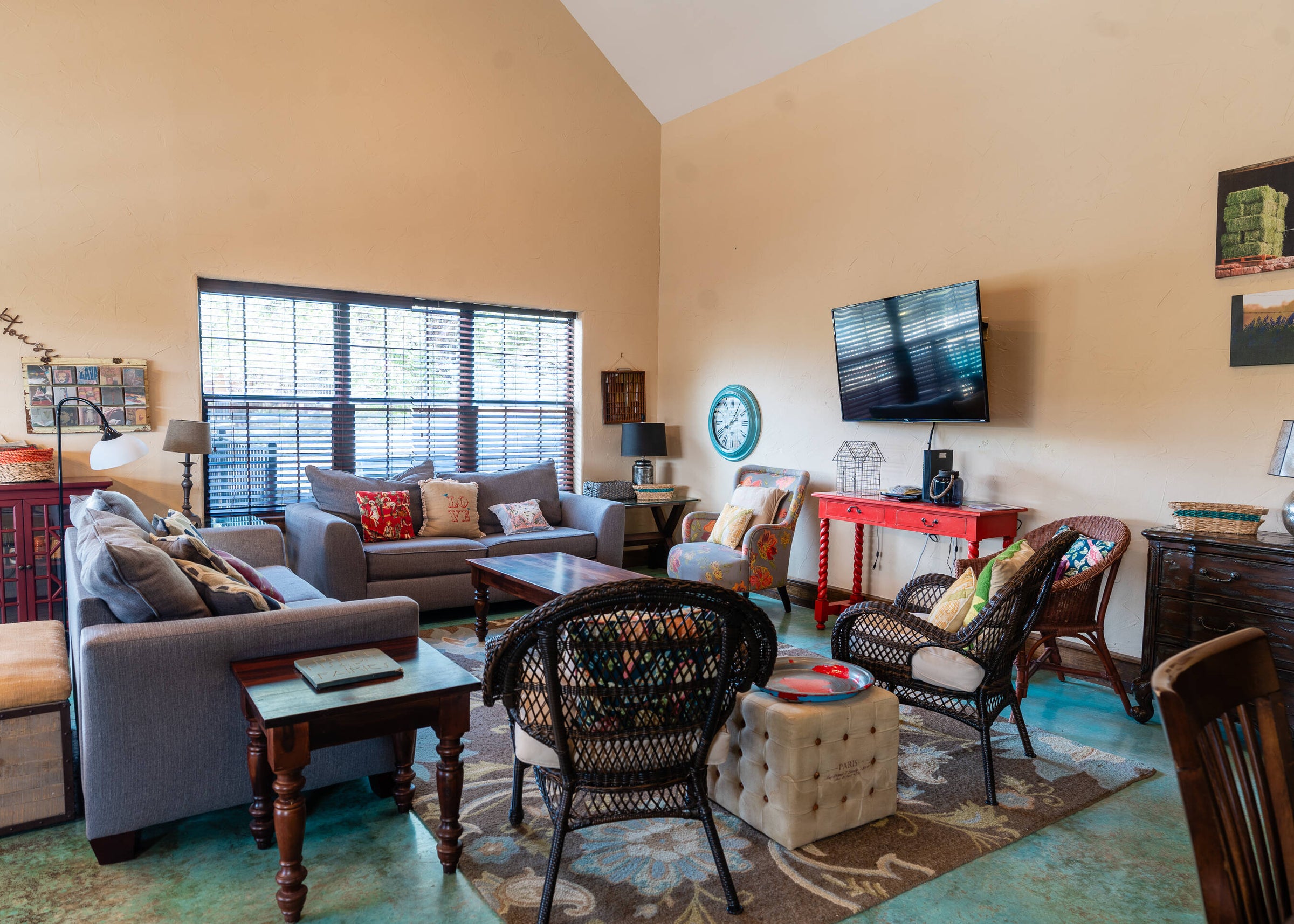 Absolute Paradise | Concan VIP Property Management