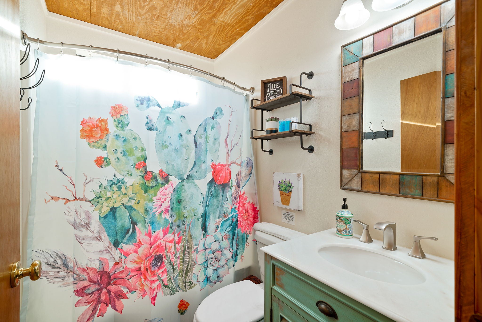 Rusty Cactus | Concan VIP Property Management